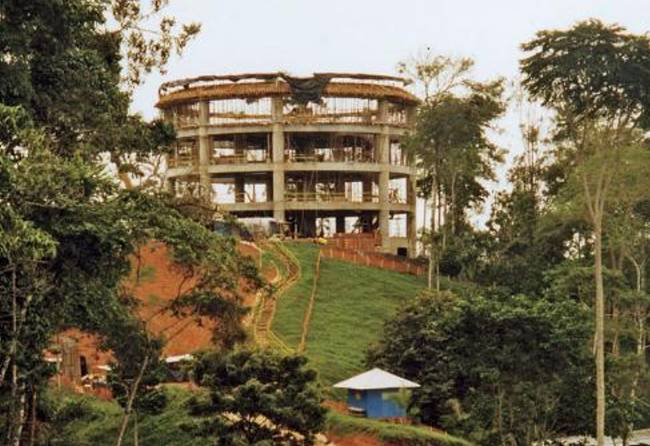 Love and Madness in the Jungle: John and Ann Bender | Q COSTA RICA