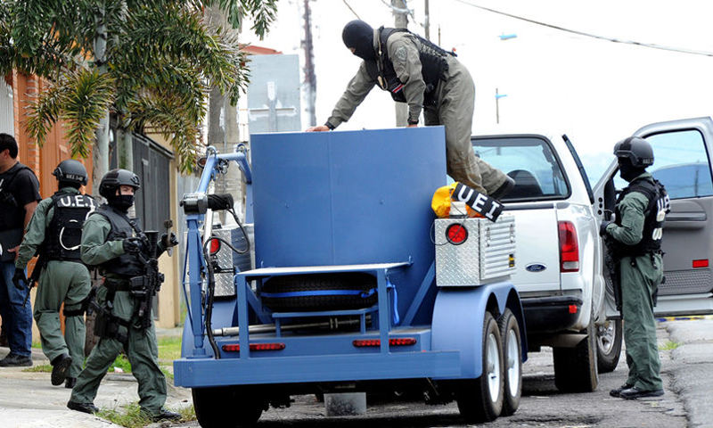 Police Uncover Weapons Arsenal in Heredia Home | Q COSTA RICA