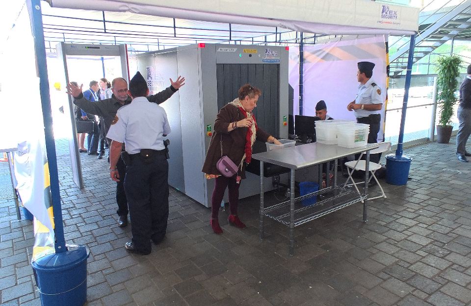 cela-behind-the-scene51015 | Q COSTA RICA